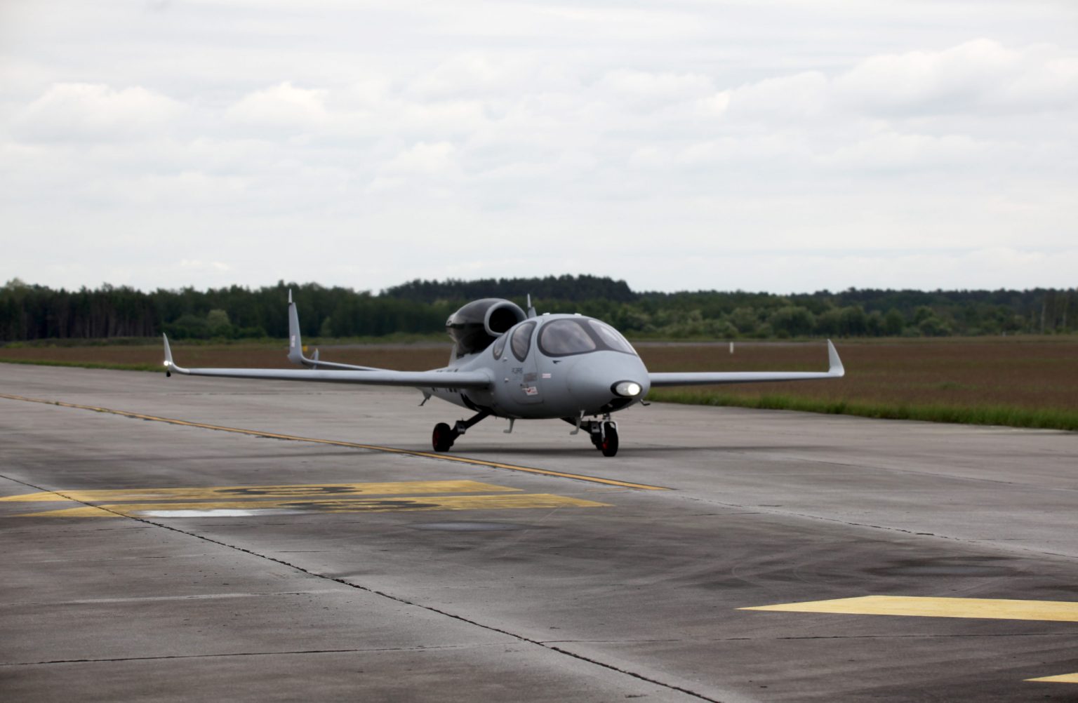 The testing has confirmed: FLARIS LAR1 is the fastest single-engine ...